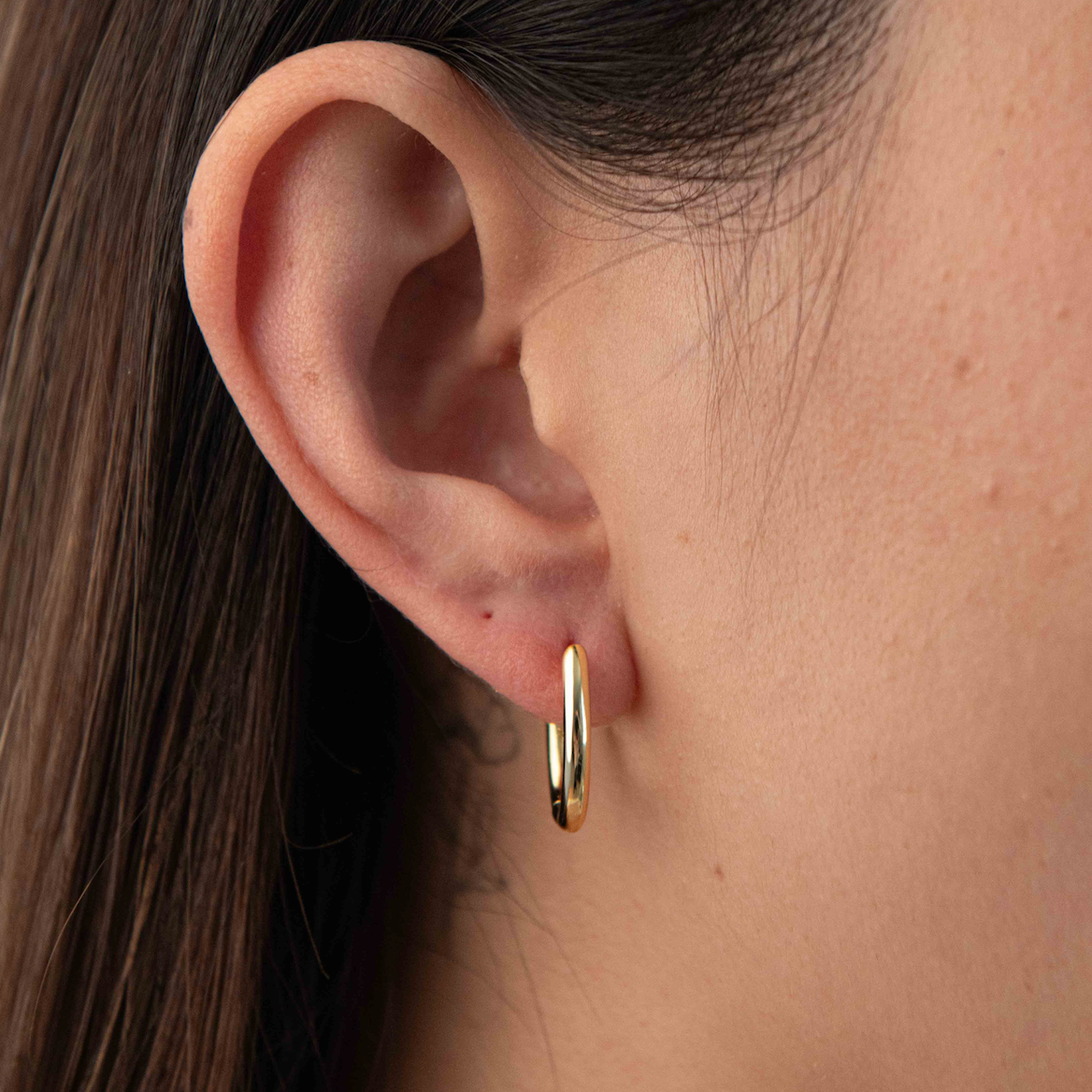 Oval Huggies – Timeless Luxury LA